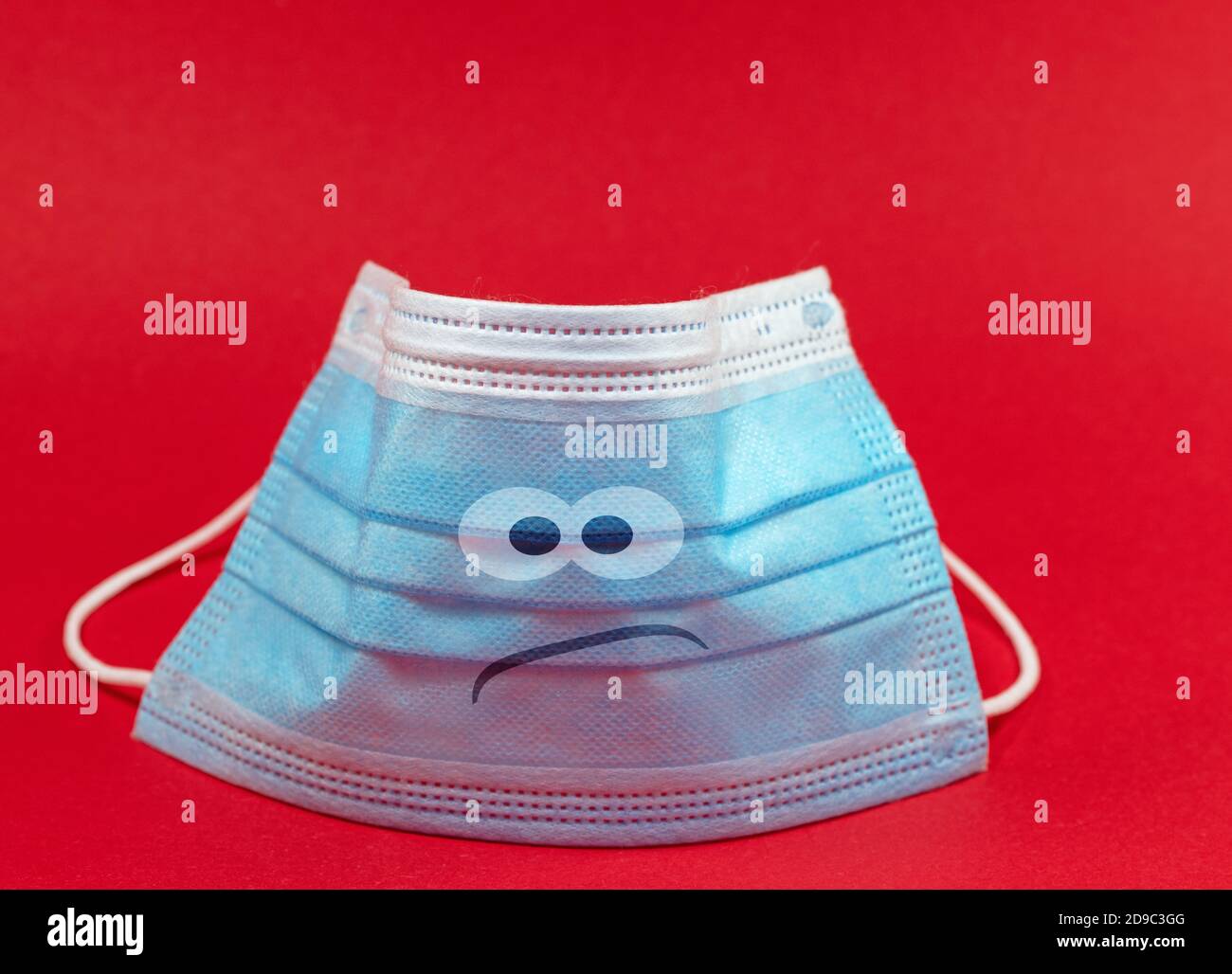 Emoji angry mask hi-res stock photography and images - Alamy