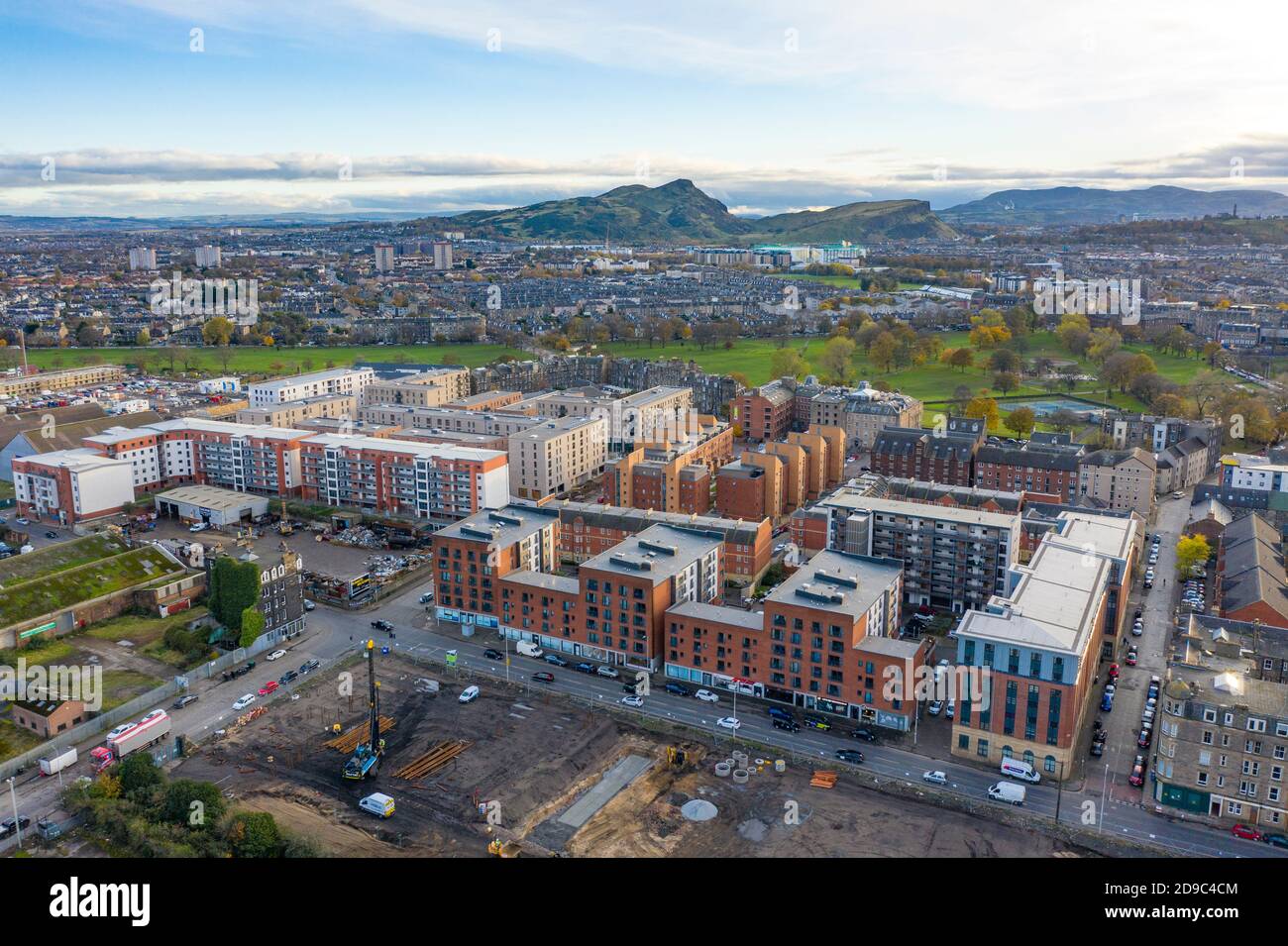 Aerial neighbourhood new uk hi-res stock photography and images - Alamy