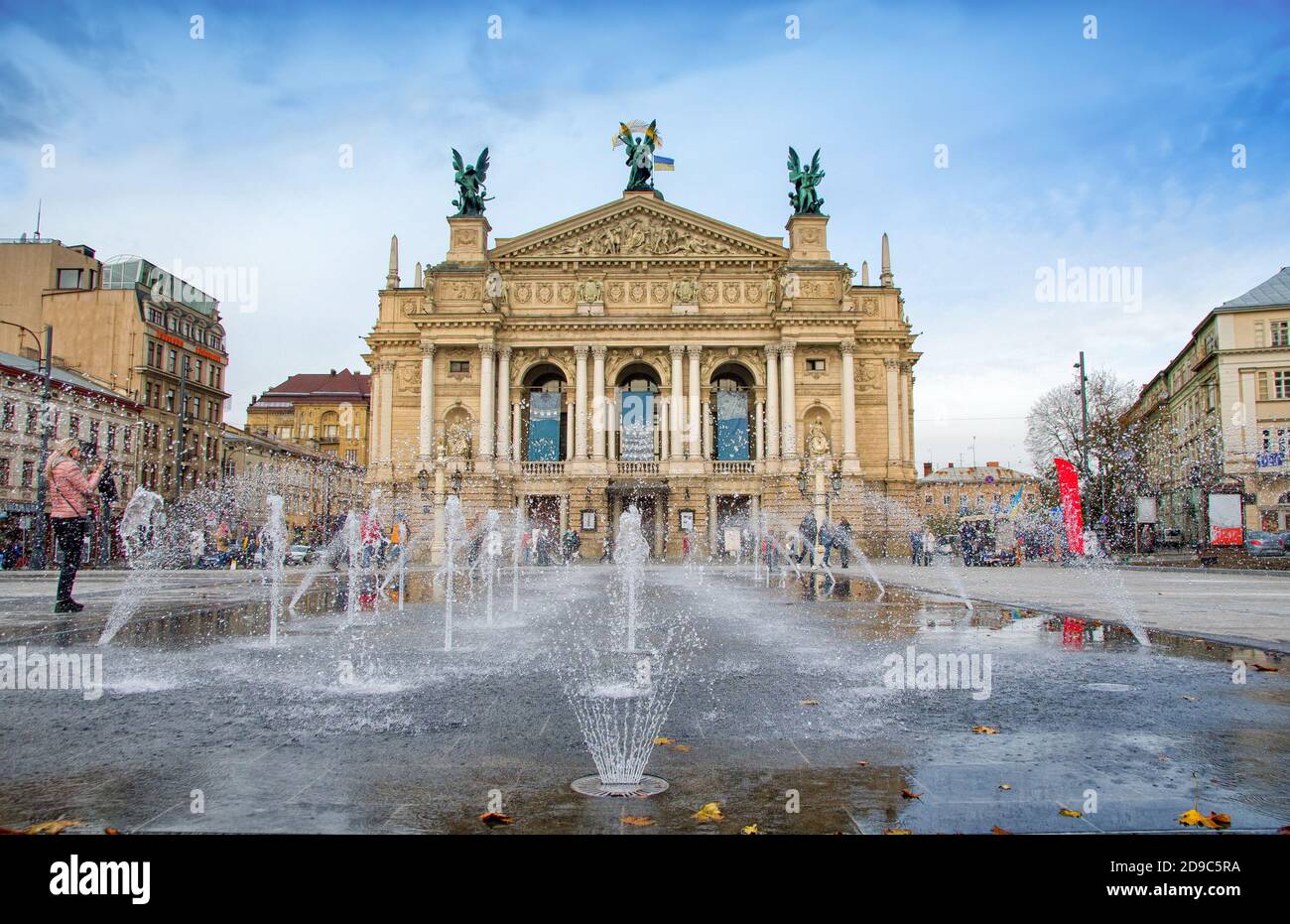Lviv opera and ballet theater hi-res stock photography and images - Alamy