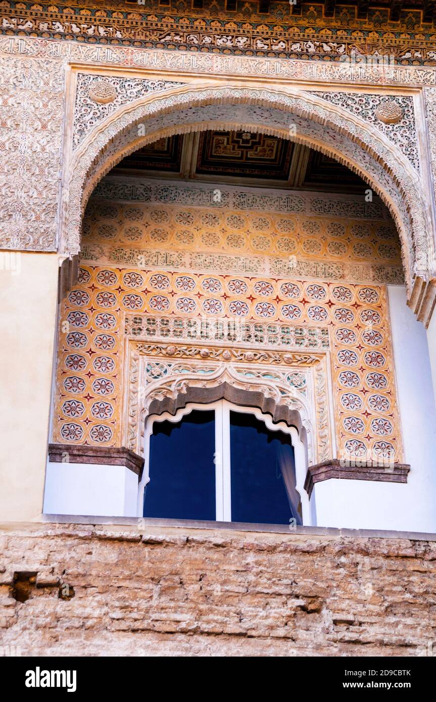 Ogee Window High Resolution Stock Photography and Images - Alamy