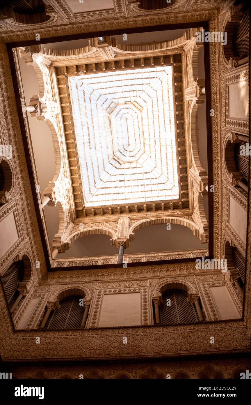 Neo renaissance glass ceiling hi-res stock photography and images - Alamy