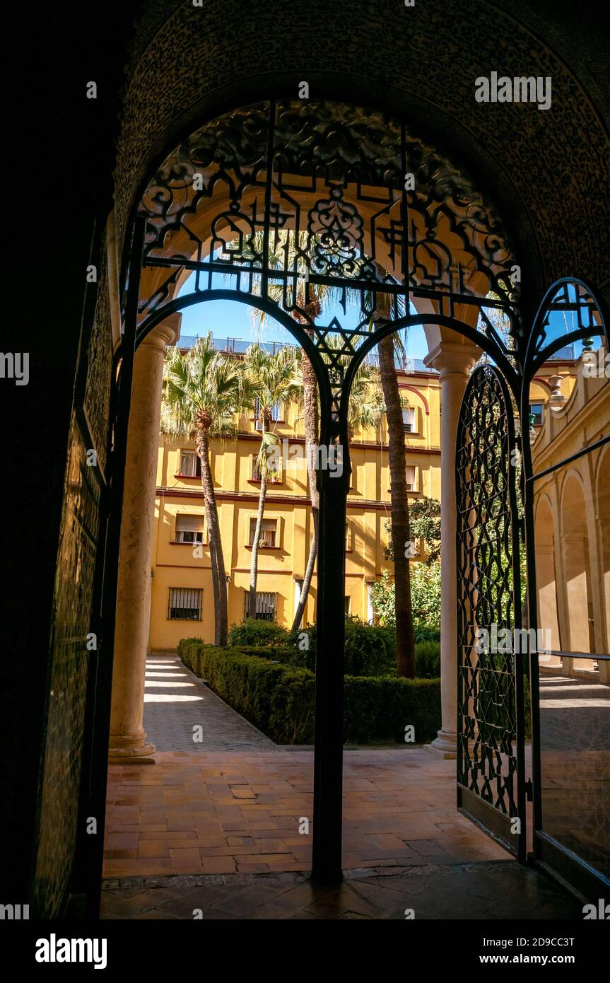 Arched metal gates hi-res stock photography and images - Alamy