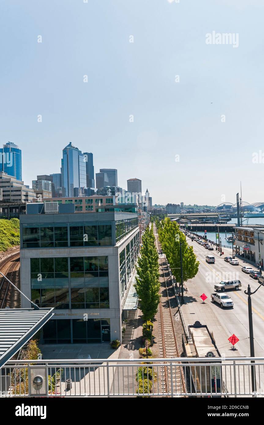 Elevated view southeast on Alaskan Way around Pier 70 in Belltown in ...