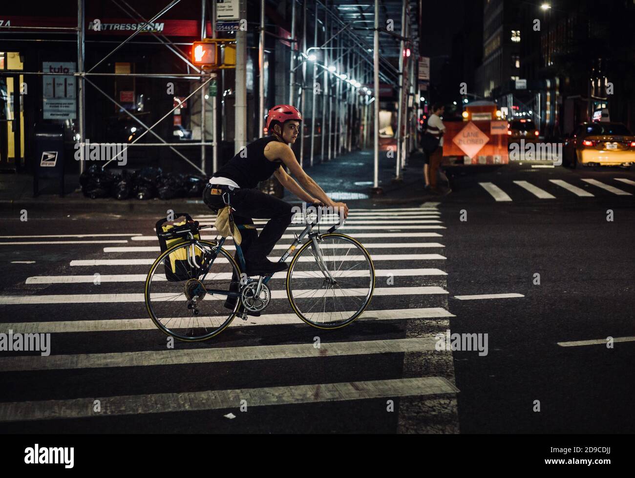 New york daily mirror hi-res stock photography and images - Alamy