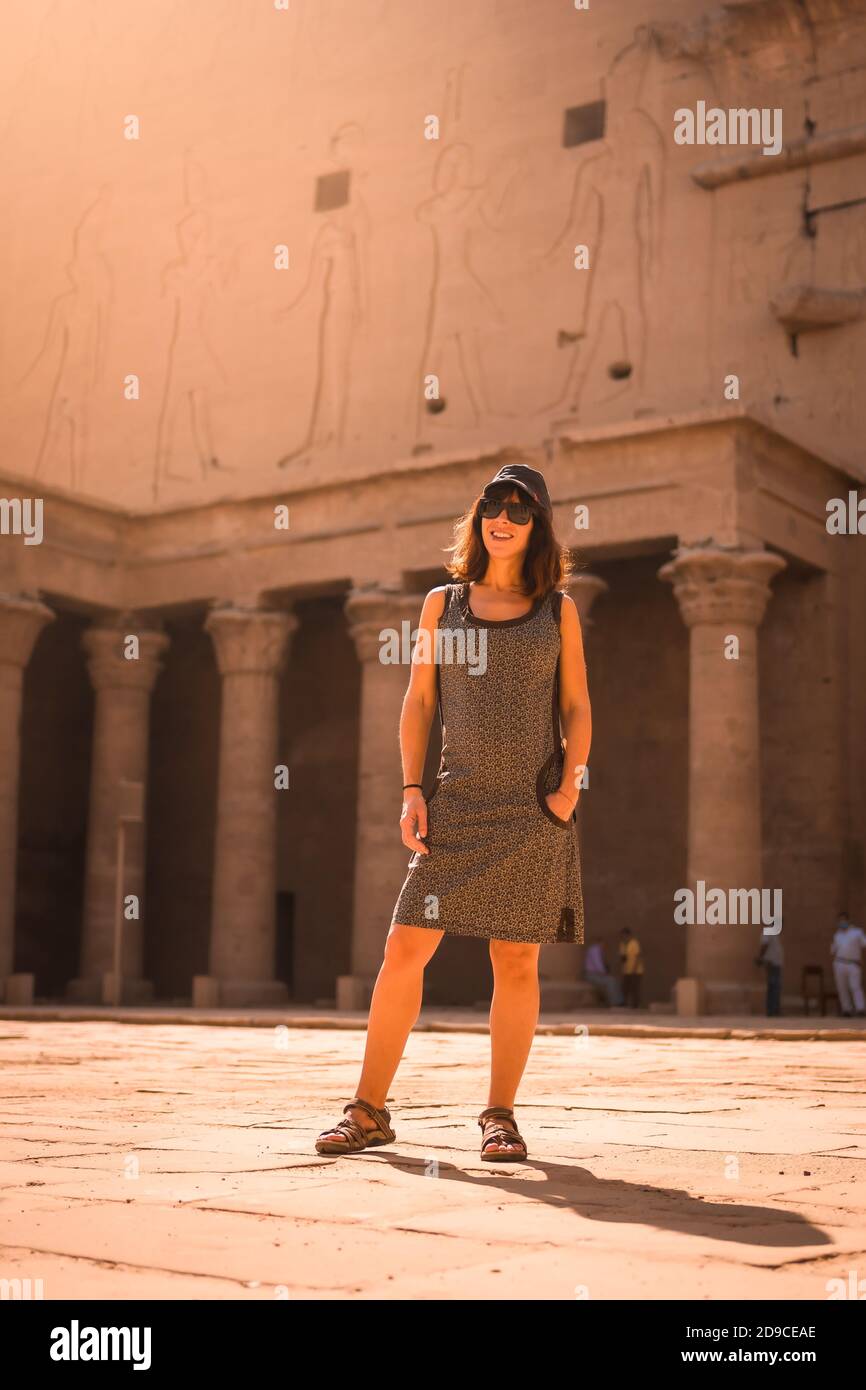Female horus hi-res stock photography and images - Alamy