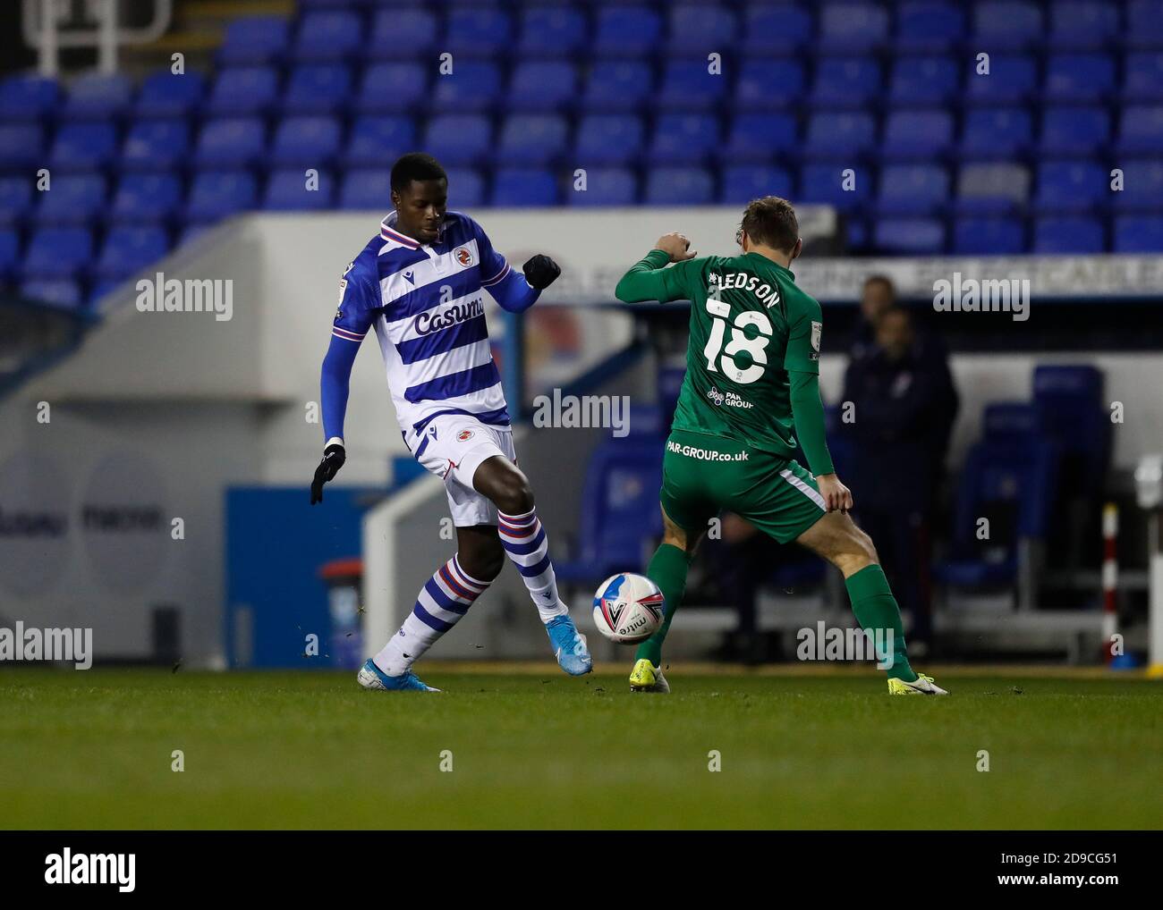 Madejski Stadium, Reading, Berkshire, UK. 4th Nov, 2020. English ...