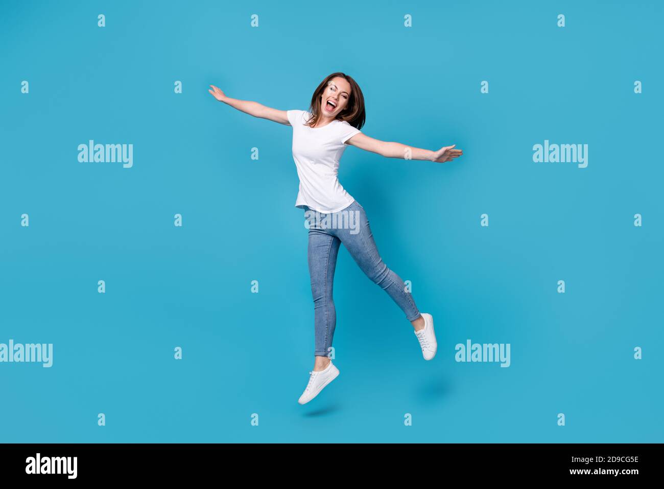 Full length body size view of her she attractive pretty funky skinny ...