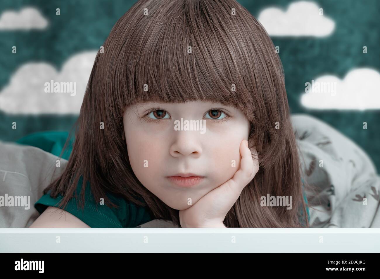 Boy sad face hi-res stock photography and images - Alamy