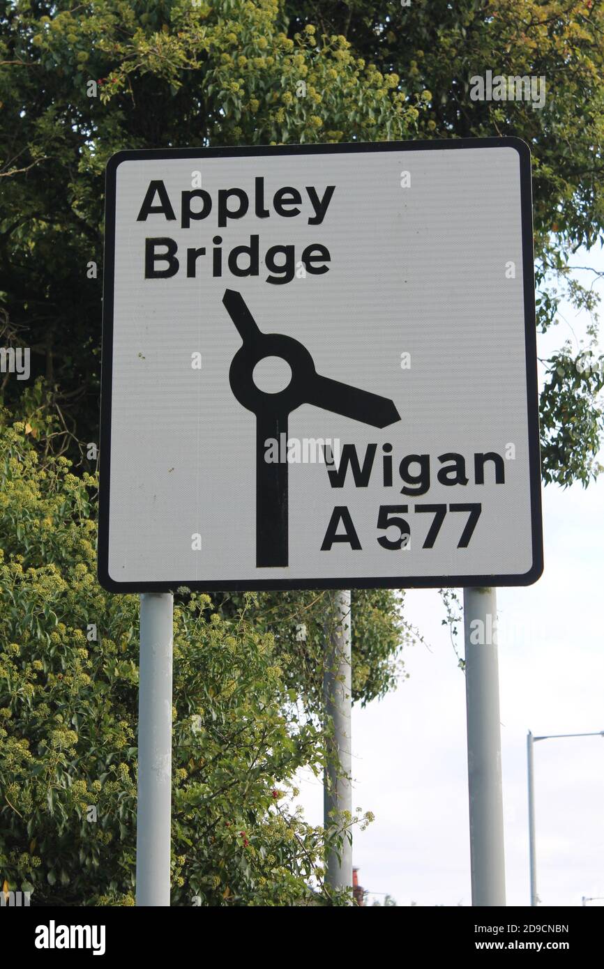 Wigan road sign hi-res stock photography and images - Alamy