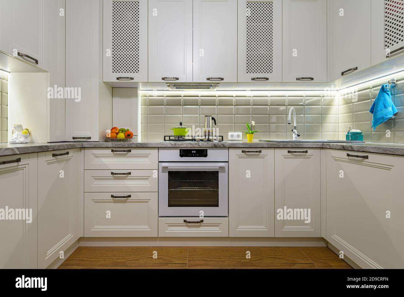 White kitchen in classic style Stock Photo - Alamy