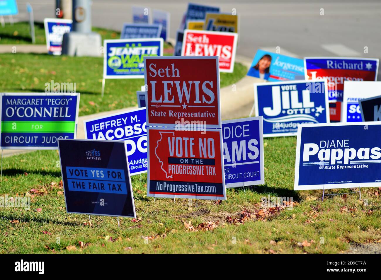 Candidate campaign posters hi-res stock photography and images - Alamy