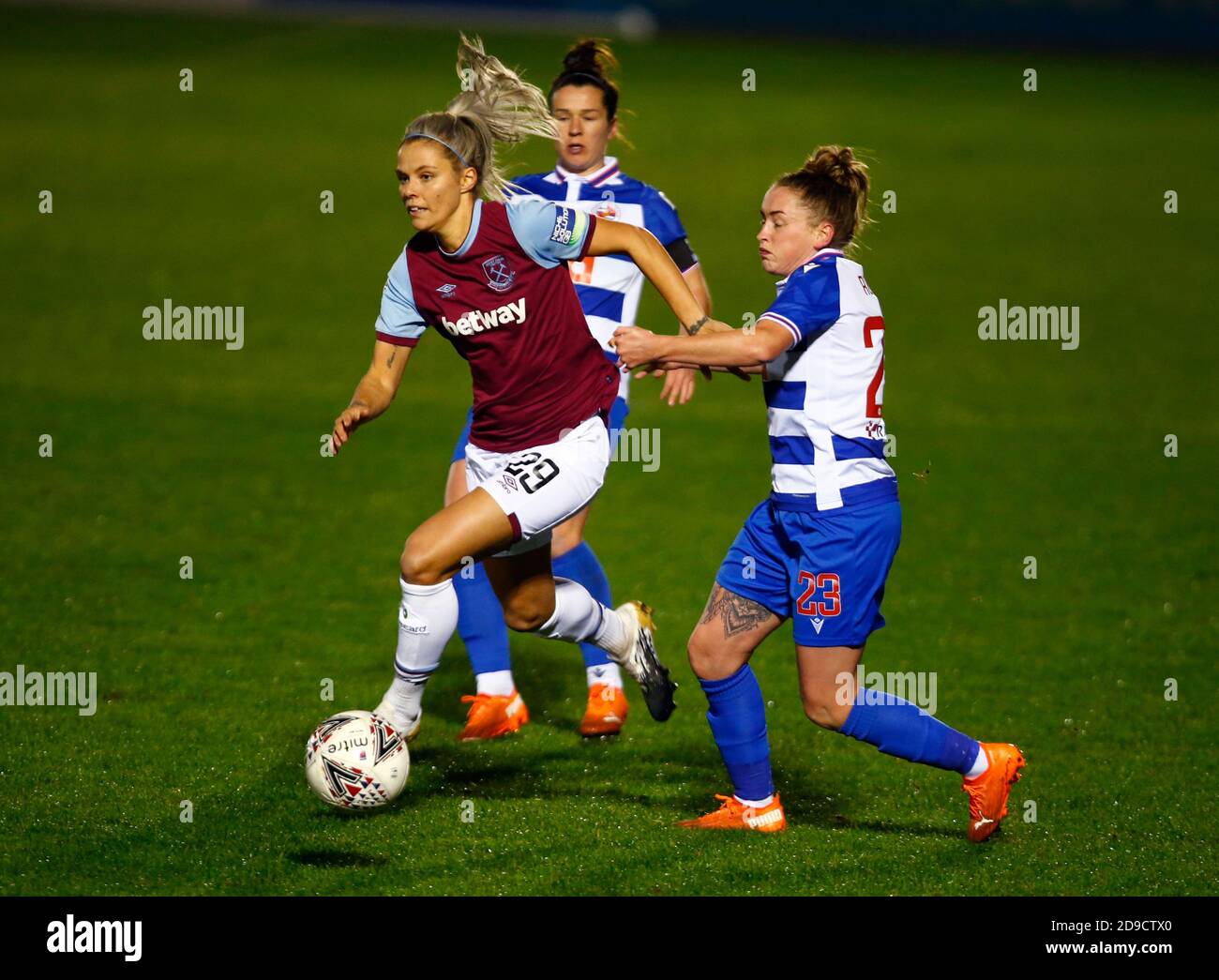 Reading fc women rachel rowe hi-res stock photography and images - Alamy