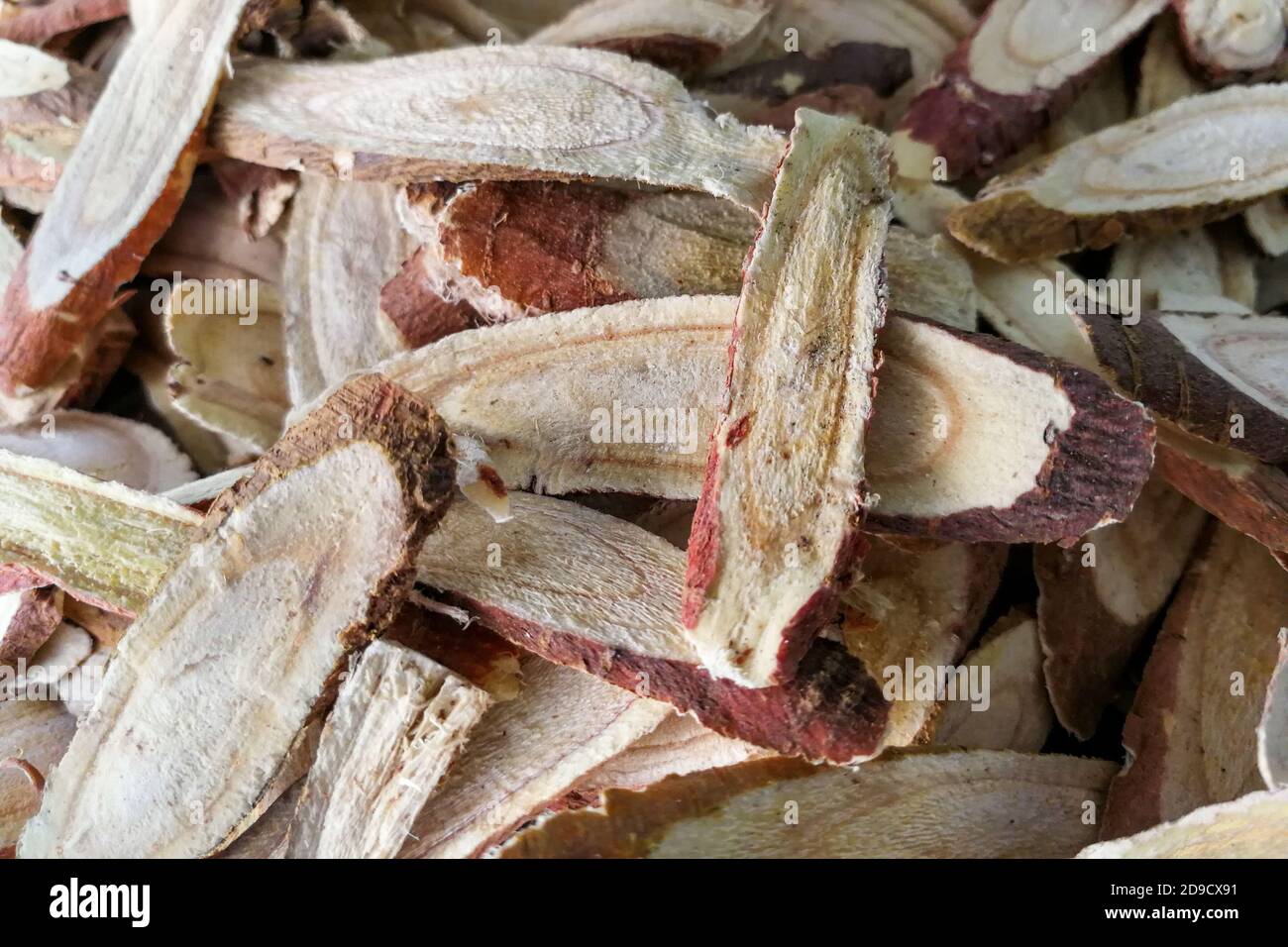 Sliced licorice root hi-res stock photography and images - Alamy