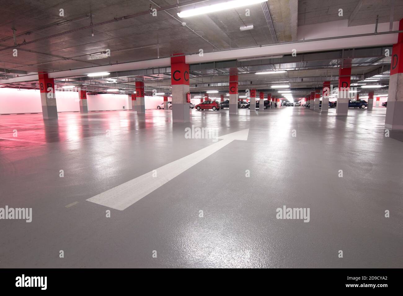 Underground parking ramp slope hi-res stock photography and images - Alamy