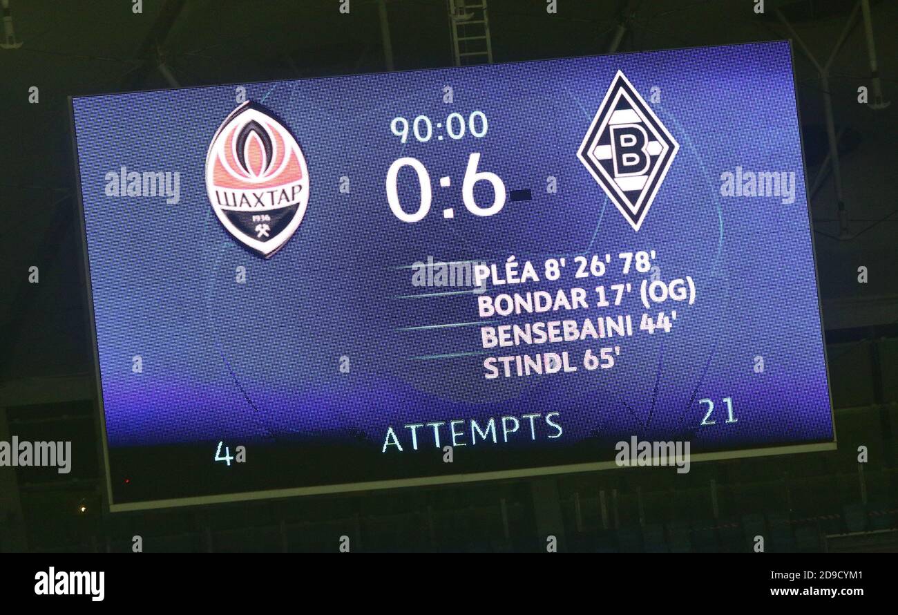 Uefa champions league board action hi-res stock photography and images ...