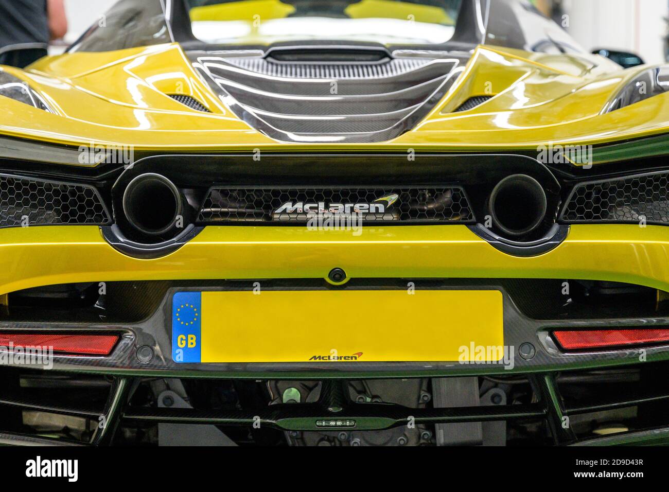 06.09.2018 - The rear exhaust system and ventilation of the McLaren ...