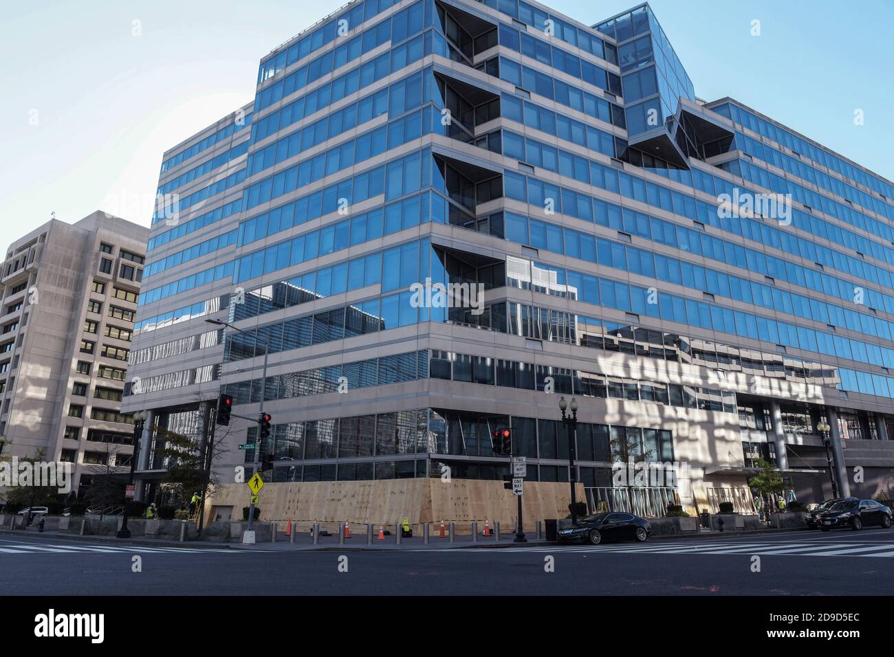 Imf headquarters hi-res stock photography and images - Alamy