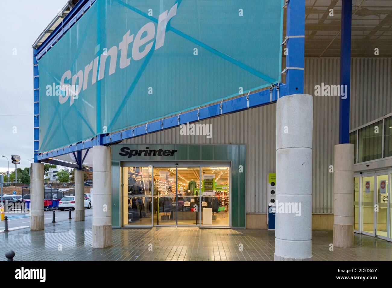 A view of the Sprinter clothing store at the Osito La Eliana shopping ...