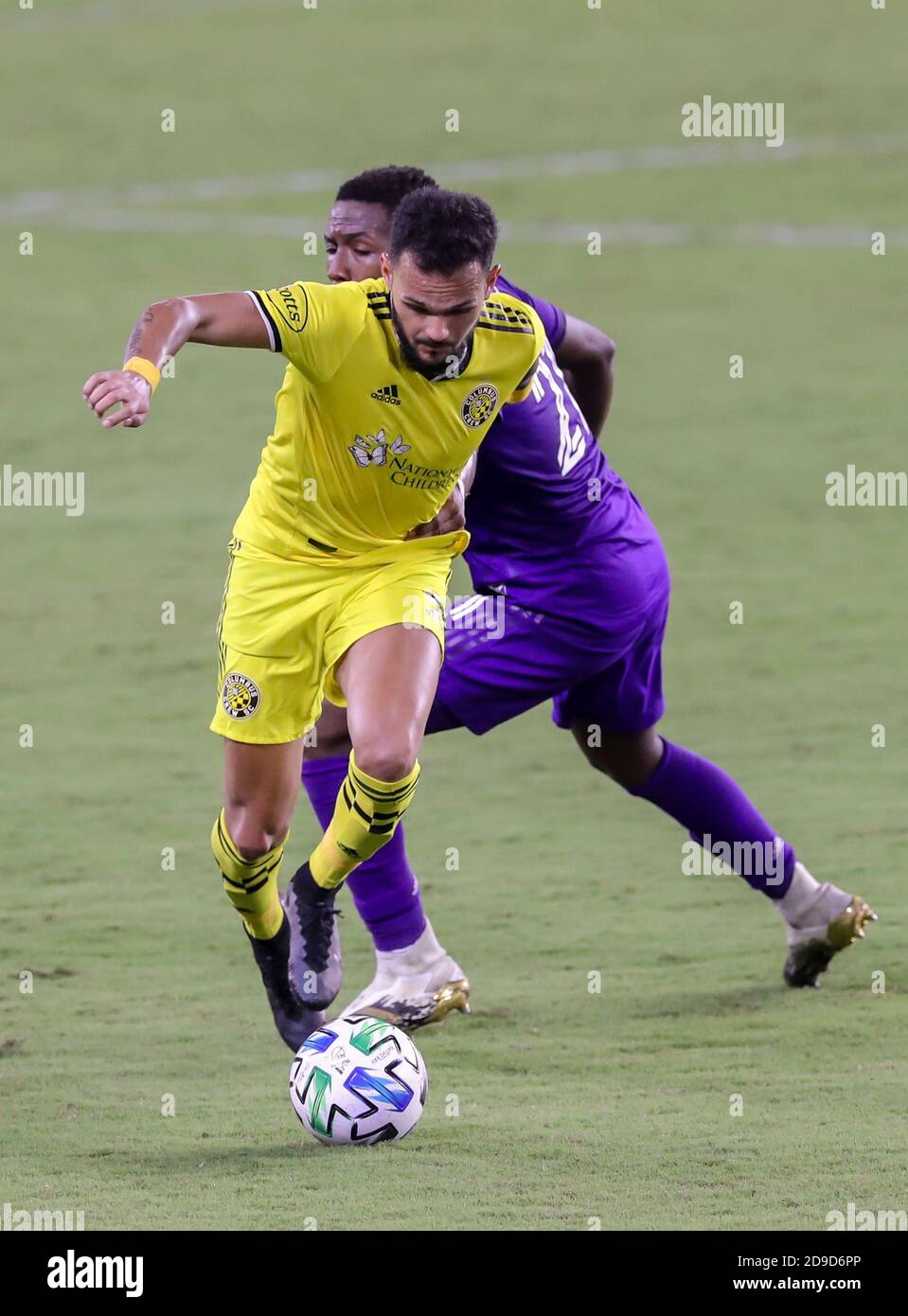 November 4, 2020: Columbus Crew midfielder ARTUR (8) competes for the ...
