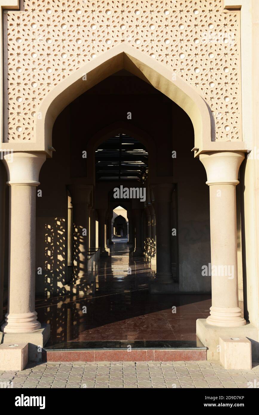 Corridor with arch hi-res stock photography and images - Alamy