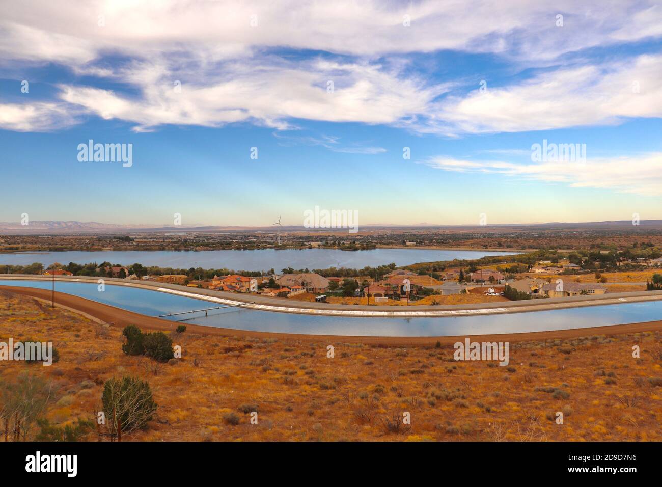 Lake palmdale hi-res stock photography and images - Alamy
