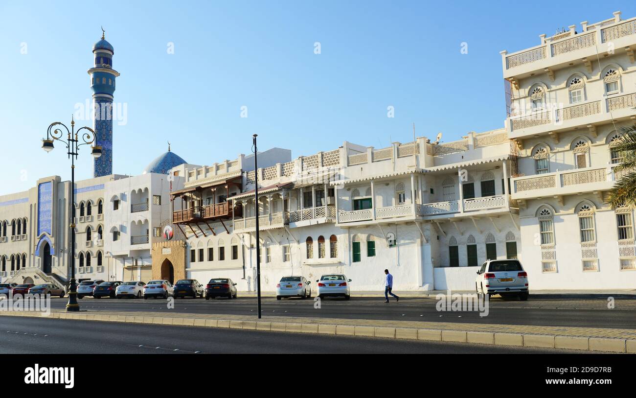 Traditional Omani buildings along the Mutrah corniche in Oman Stock ...