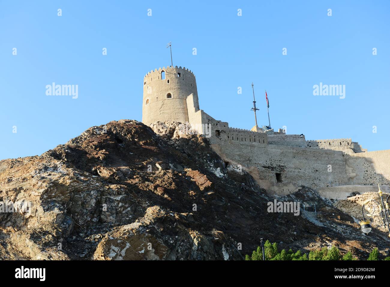 The Mutrah fort as seen from the Mutrah Corniche Stock Photo - Alamy