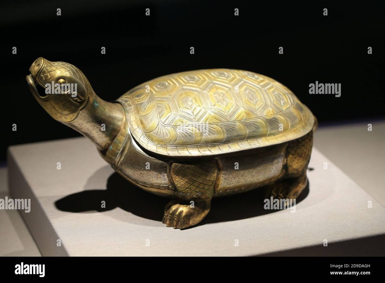 Exhibits of the "Insense Stories of the Silk Road: Origin of the ...