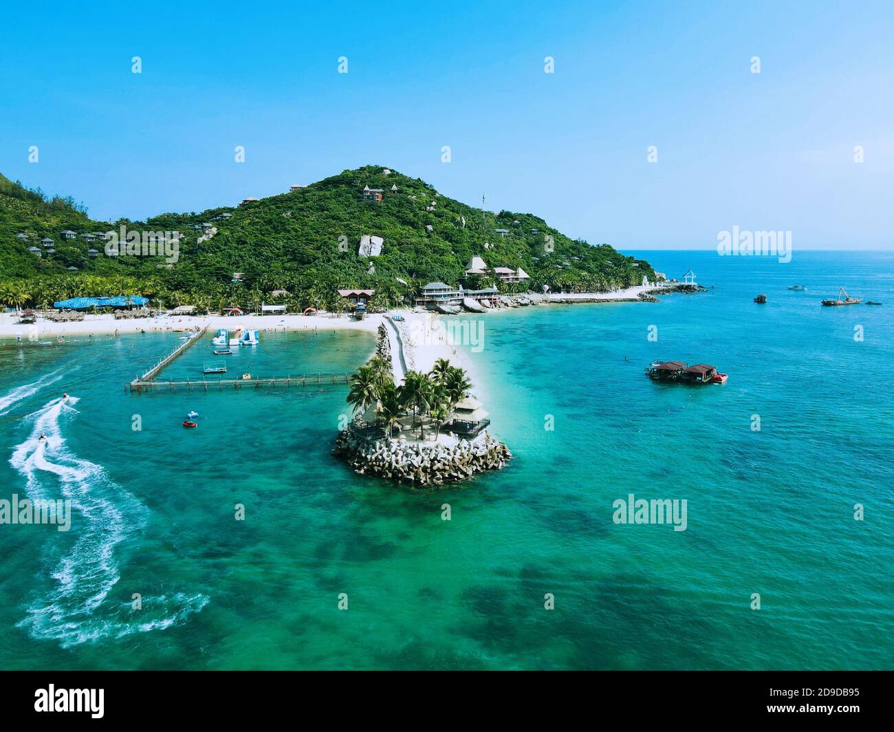--File--Aerial view of the Boundary Island in Lingshui County, Sanya ...