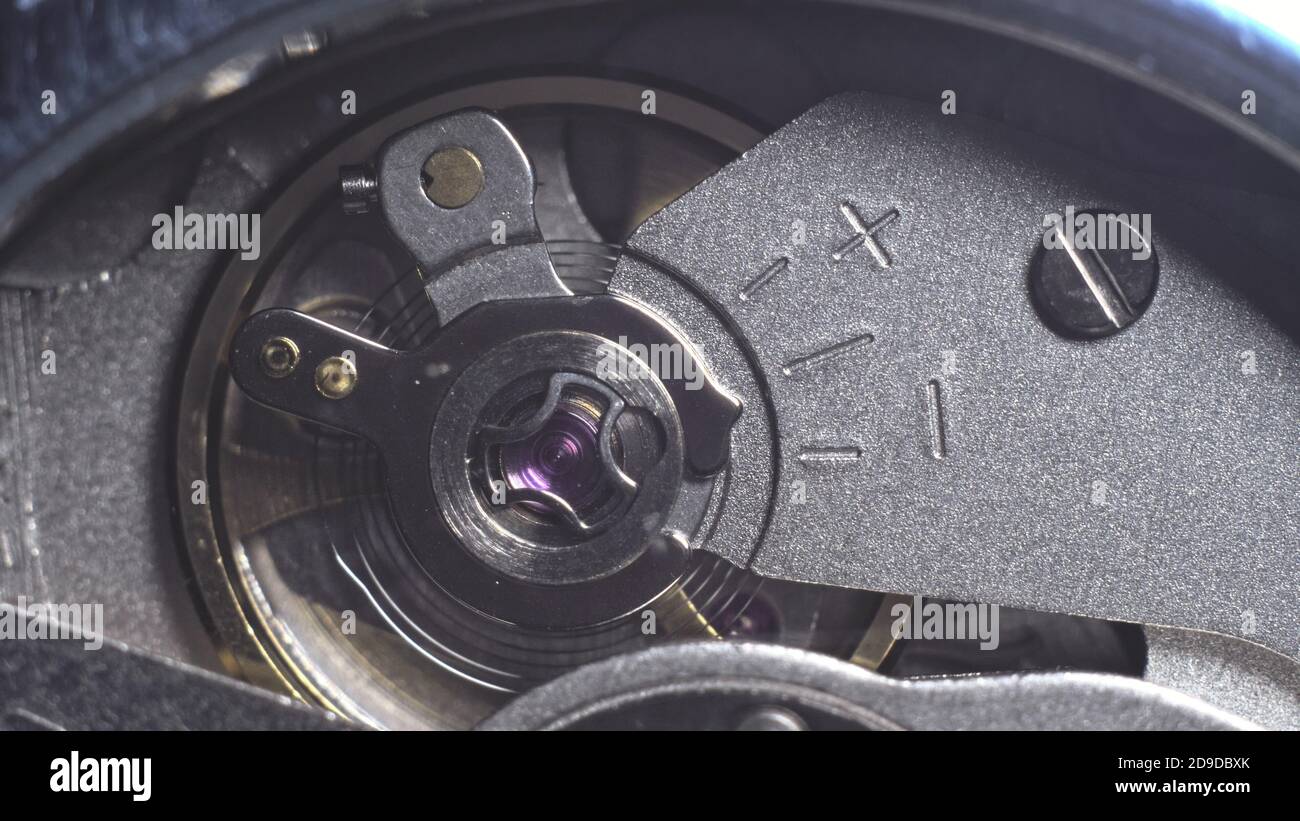 Close up internal clock mechanism hi-res stock photography and images ...