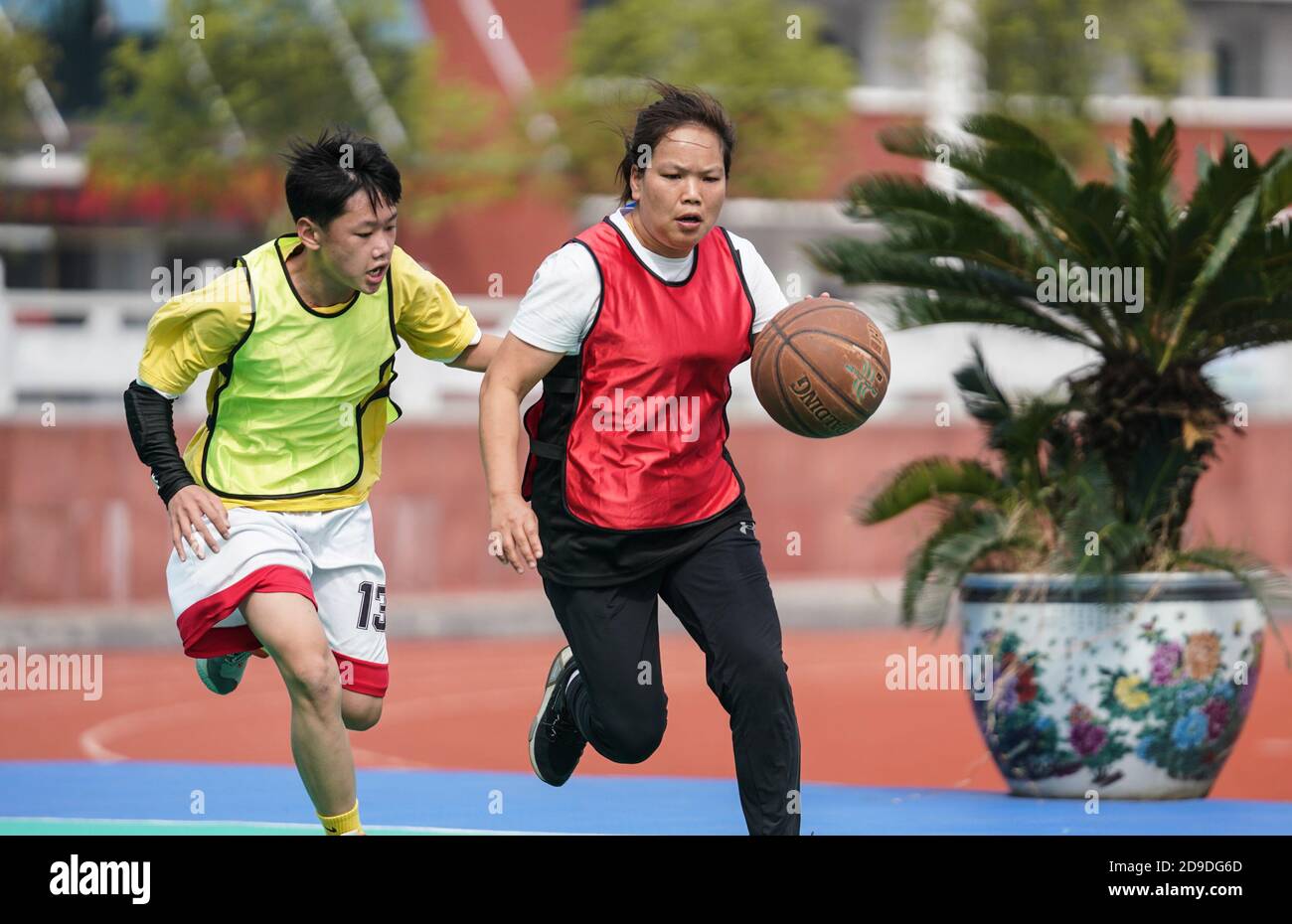 (201105) -- LUXI(JIANGXI), Nov. 5, 2020 (Xinhua) -- Photo taken on Nov ...