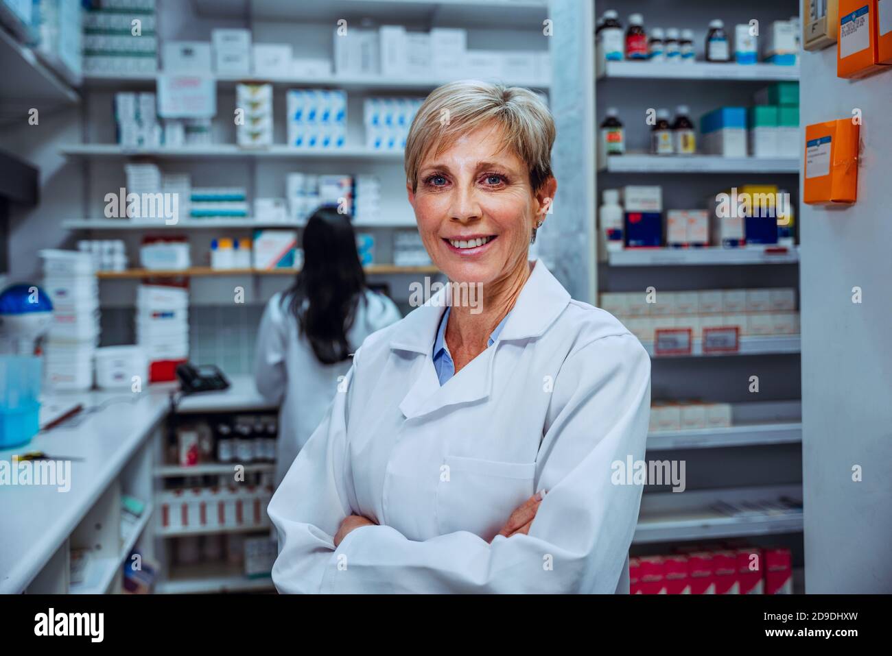 Pharmacist drug smile hi-res stock photography and images - Alamy