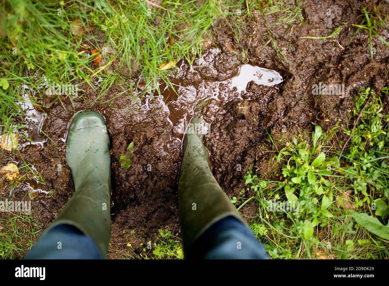 Boots in mud hi-res stock photography and images - Alamy