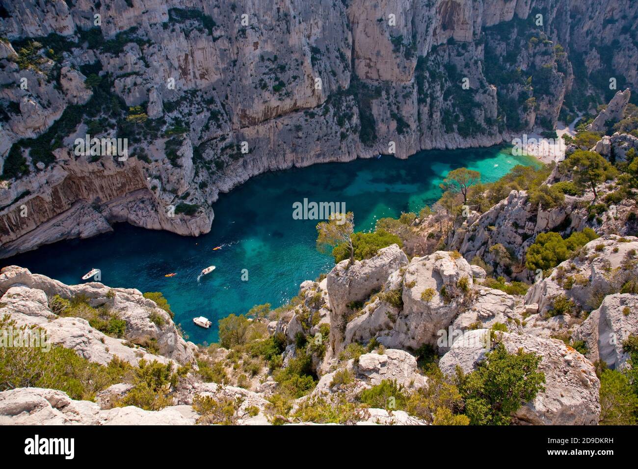 Calanque d’en vau beach hi-res stock photography and images - Alamy