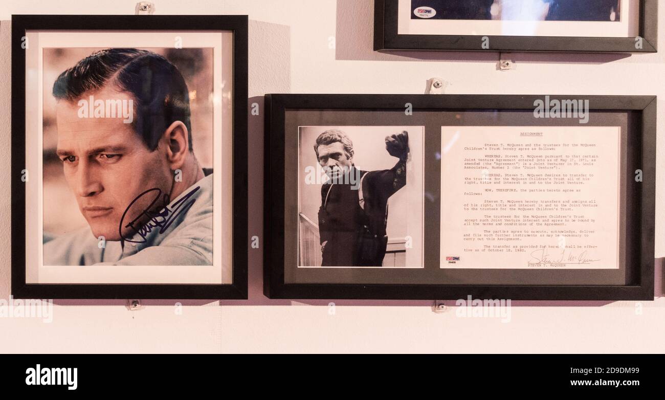 Autographed photographs of actors Paul Newman and Steve McQueen Stock ...