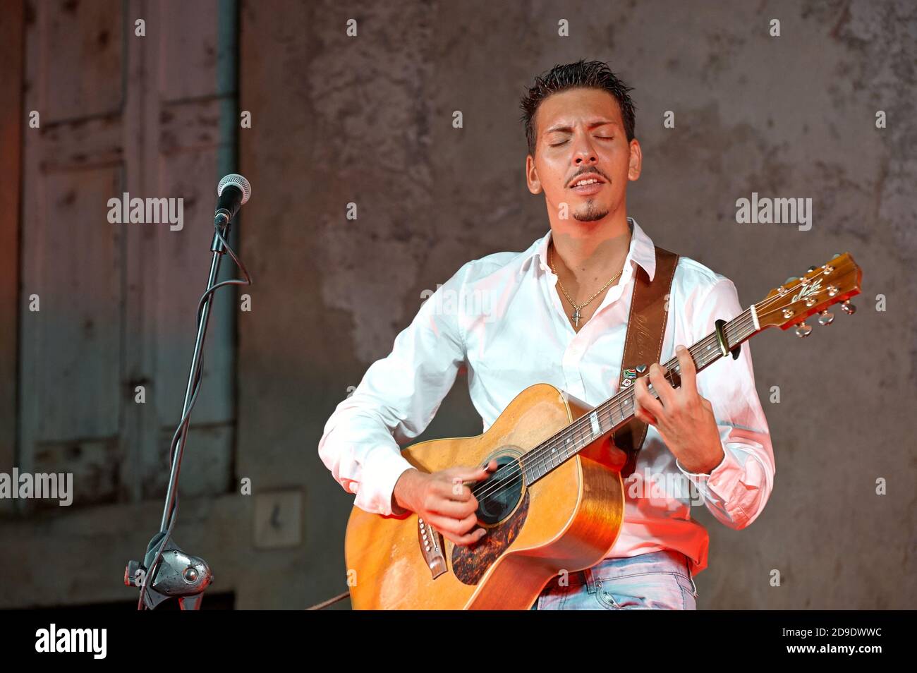 ISEO,ITALY - AUGUST 28: exhibition live of the italian guitar player ...