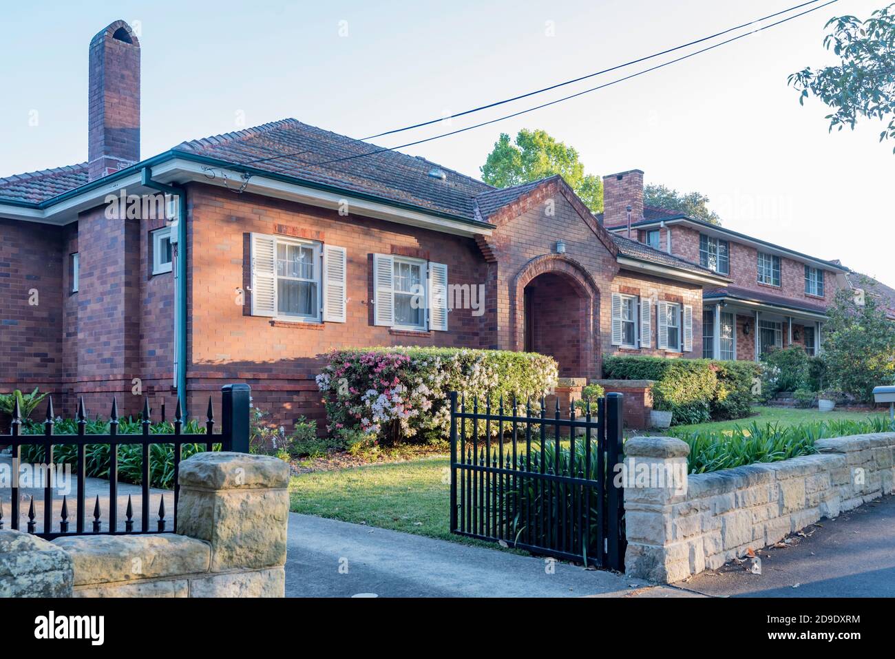 Real portico hi-res stock photography and images - Alamy