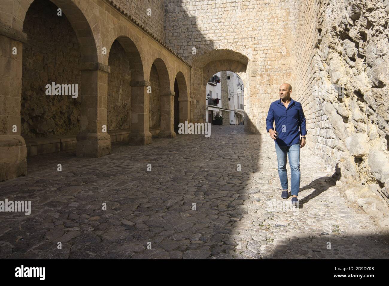Bold caucasian tourist walking hi-res stock photography and images - Alamy