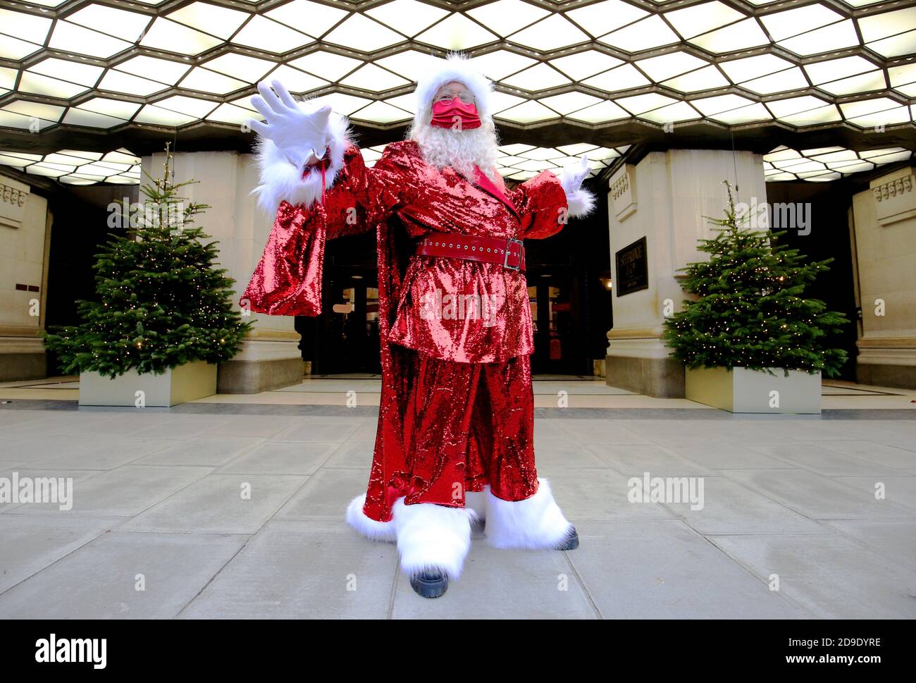 Selfridges unveils its Christmas windows and debuts a new look Santa ...