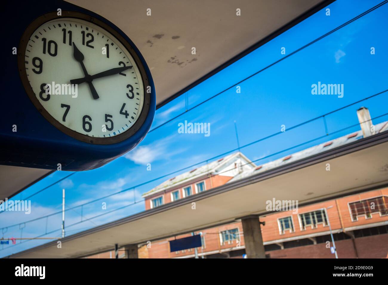 Traditional train station hi-res stock photography and images - Alamy
