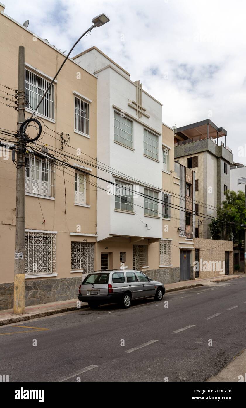 Neighborhood building hi-res stock photography and images - Alamy