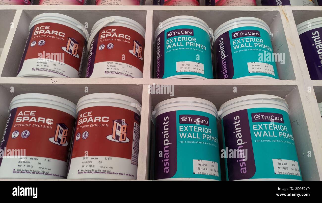 29 October 2020 : Reengus, Jaipur, India / Building supermarket with ...