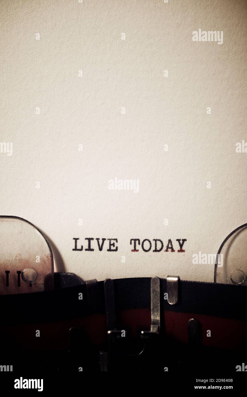 Live today hi-res stock photography and images - Alamy