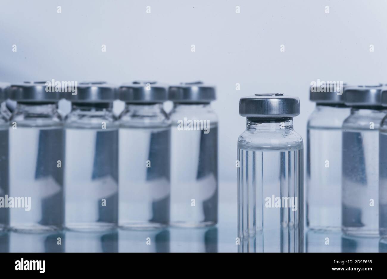 Penicillin flask hi-res stock photography and images - Alamy