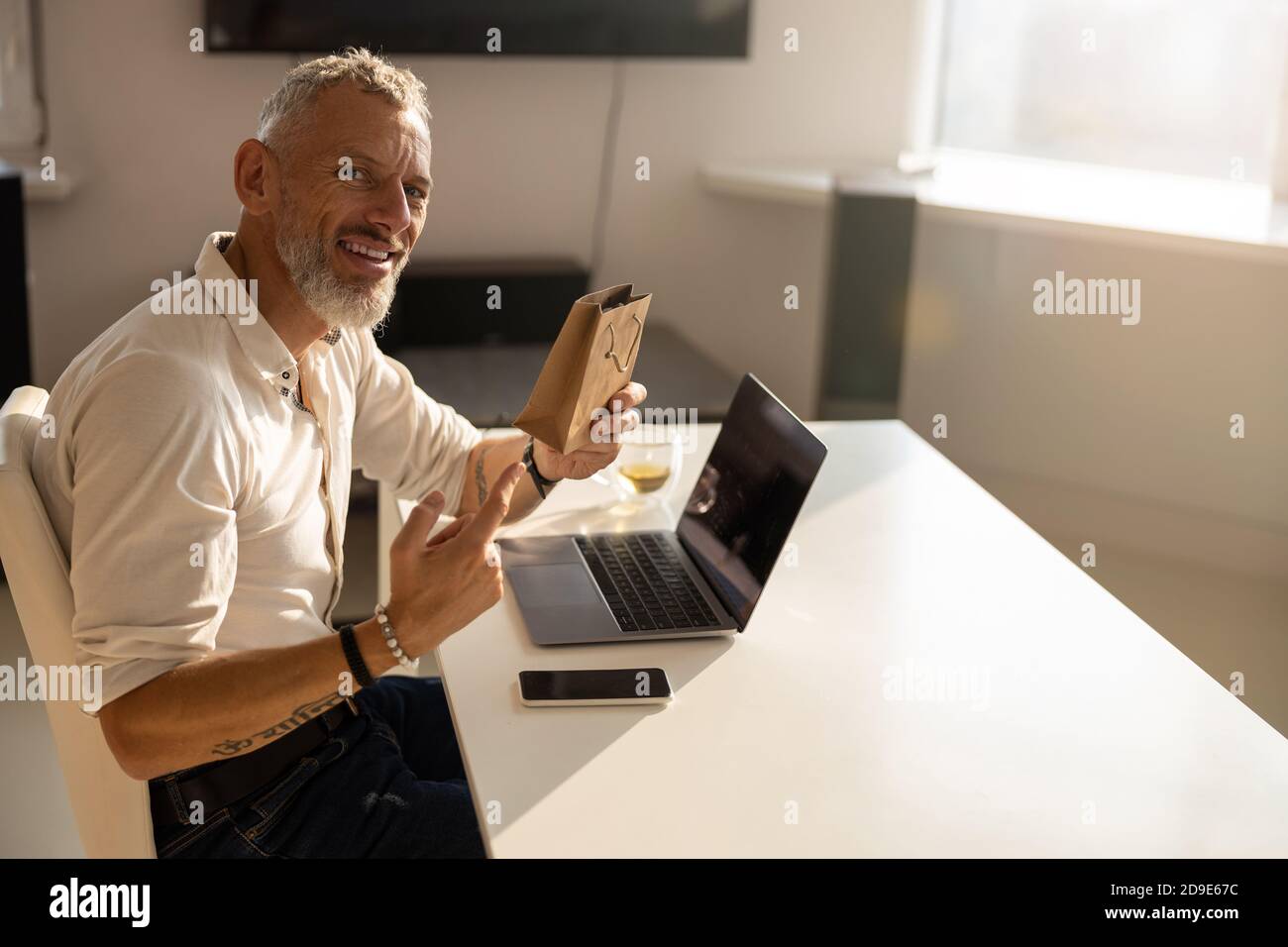 Hand Holding Tiny Package High Resolution Stock Photography and Images ...