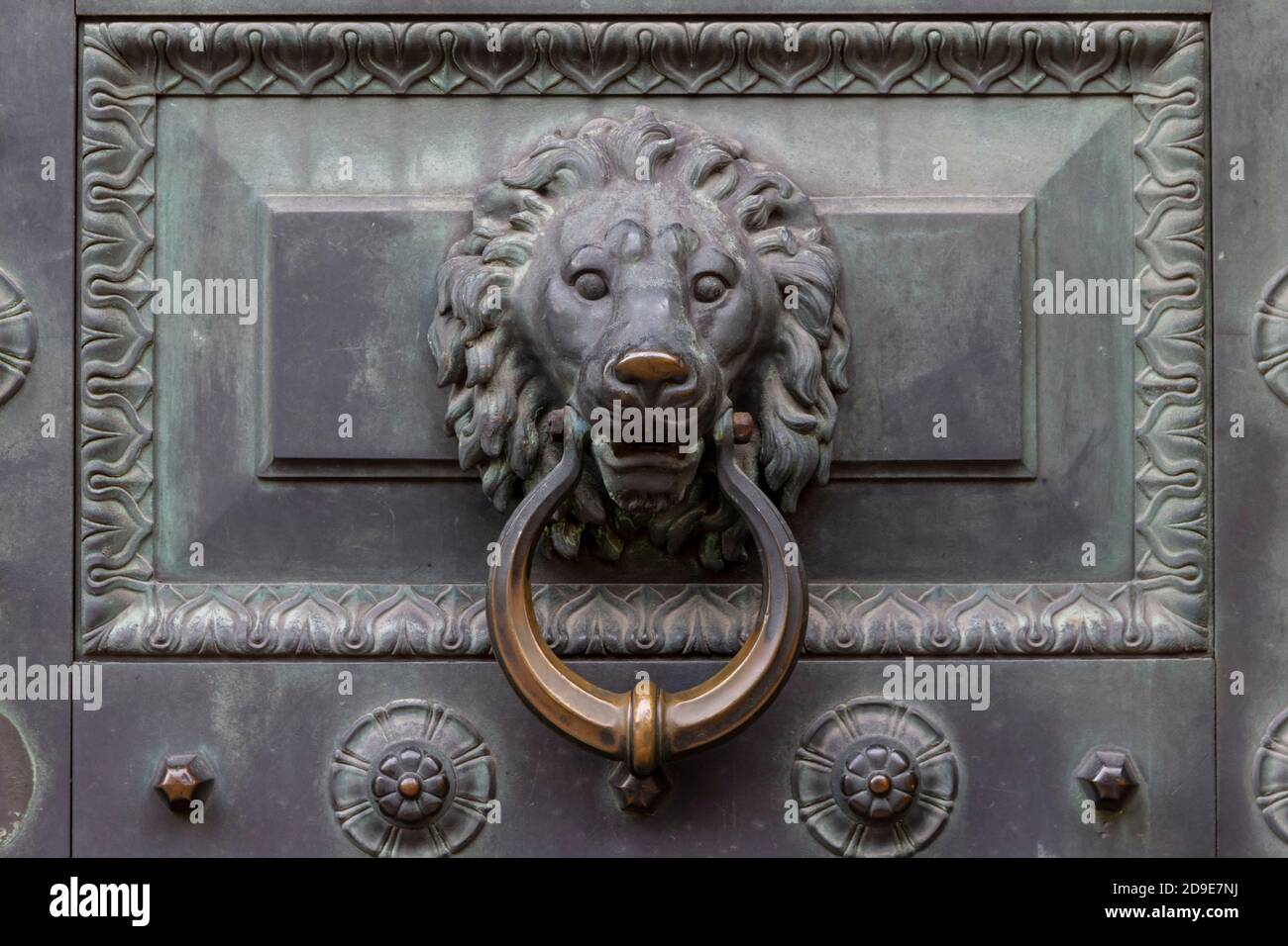 Antique bronze door knocking knob ring in the form of a lion's face on ...