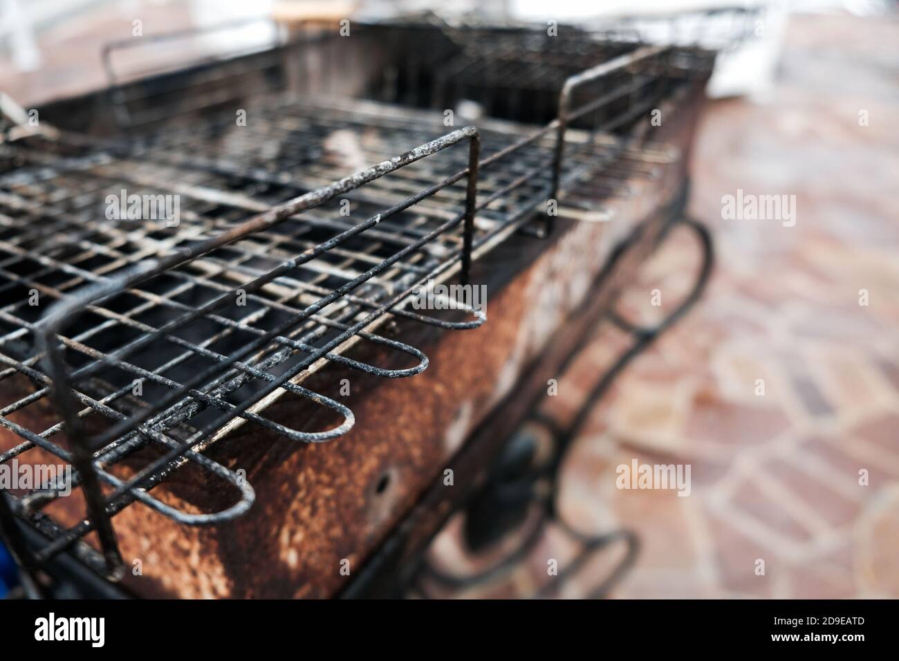 Bbq grill empty hi-res stock photography and images - Alamy