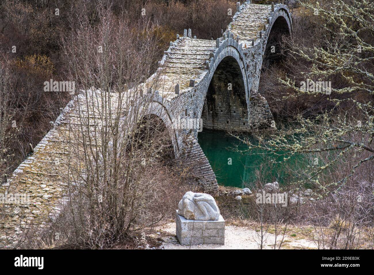 Traditional stone bridge Stock Photo - Alamy