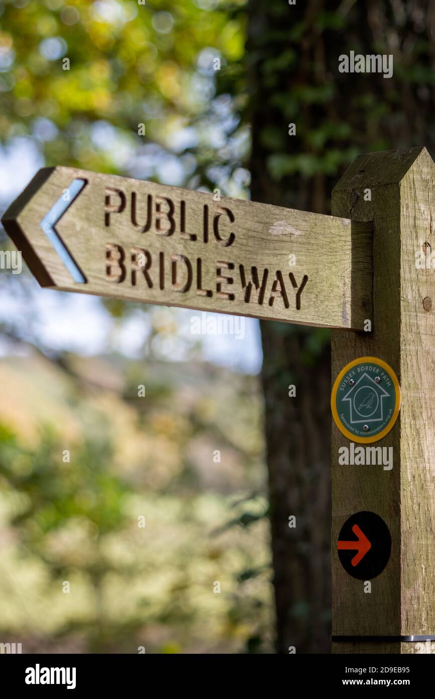 Blue arrow bridleway hi-res stock photography and images - Alamy