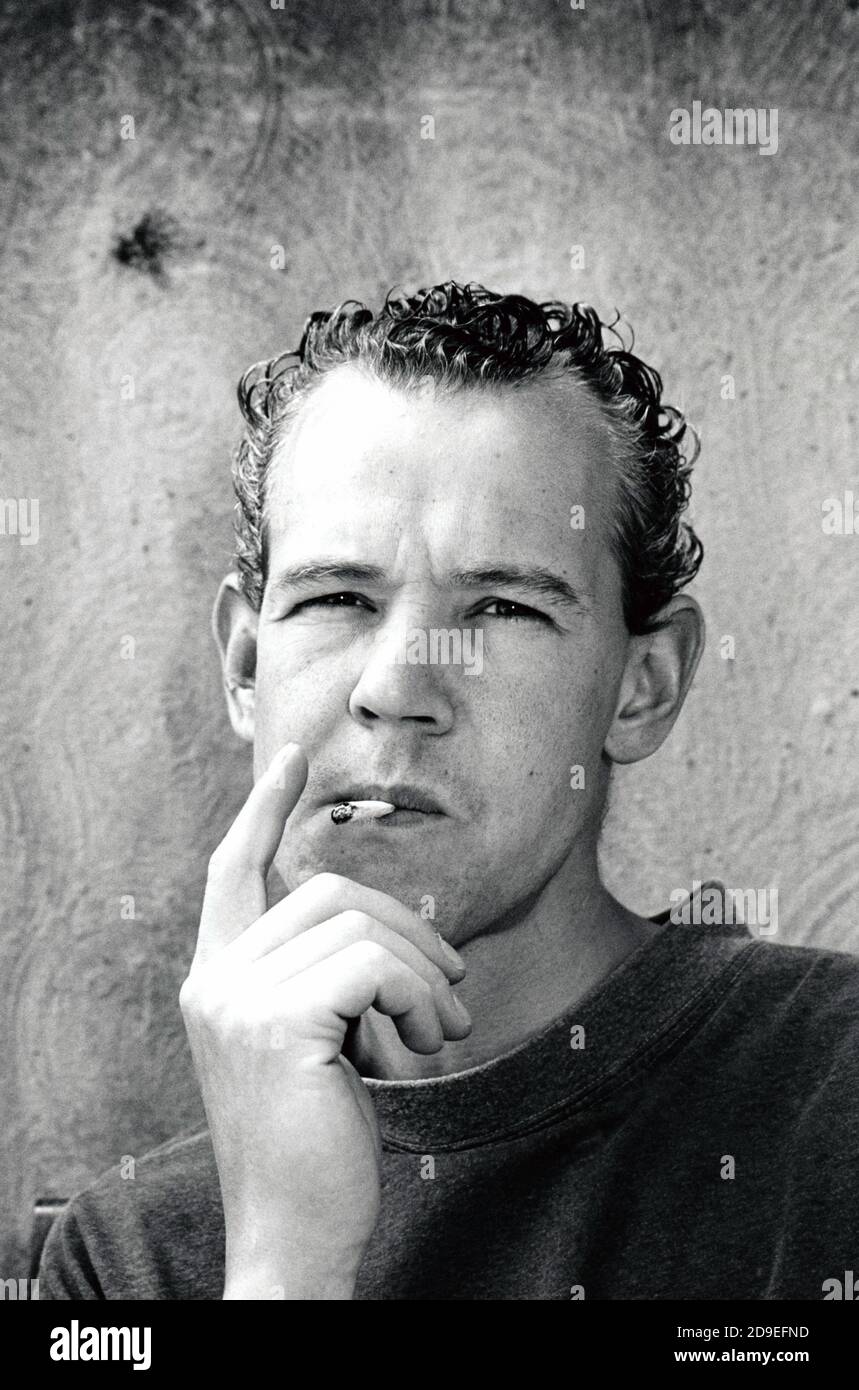 Young man portrait 1990s hi-res stock photography and images - Alamy